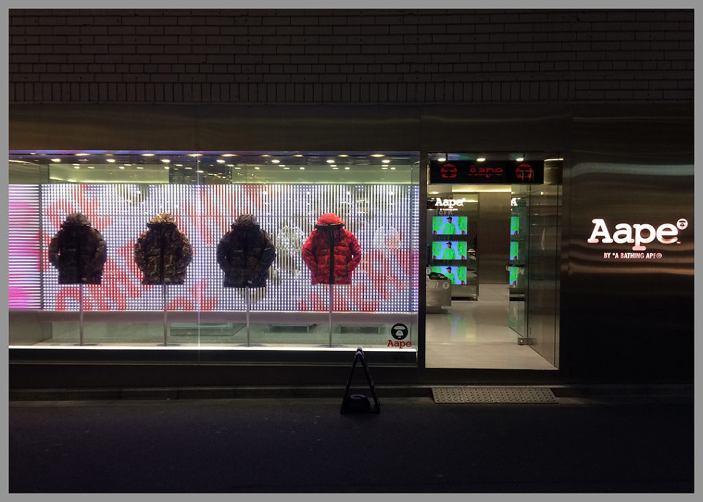AAPE STORE (エーエイプ ストア) 渋谷 | Fashion Map Tokyo